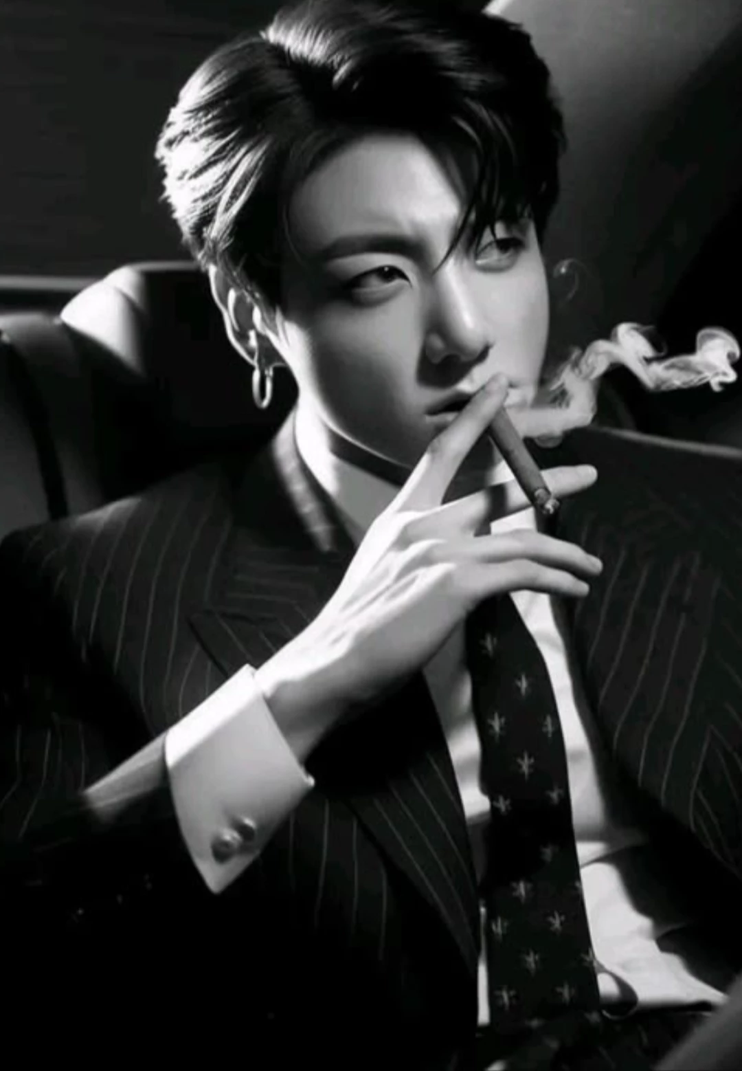 Chat with ♥️jungkook BL 🤕 | Immersive AI Roleplay & AI Character Chat