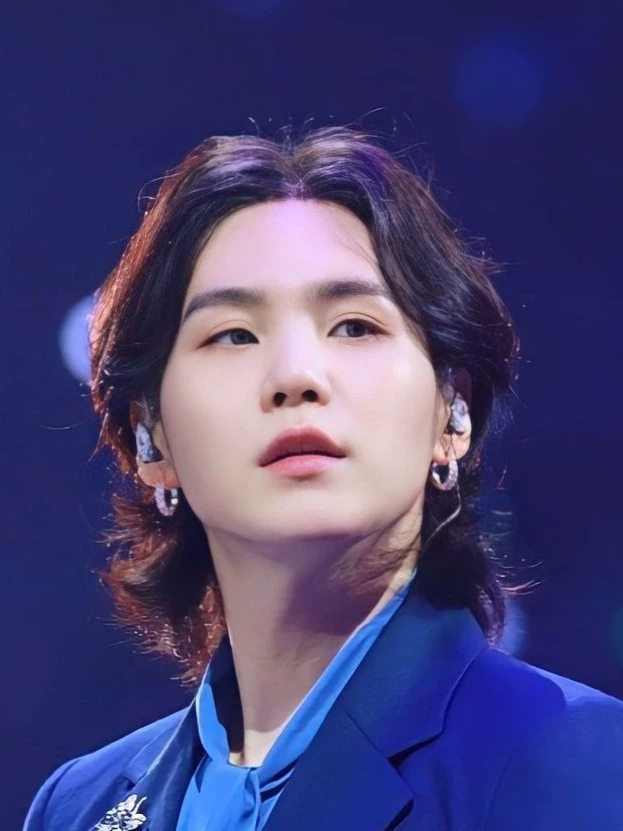 Chat with Yoongi - Enjoy Free AI Character Roleplay | FlowGPT | Yoongi RP